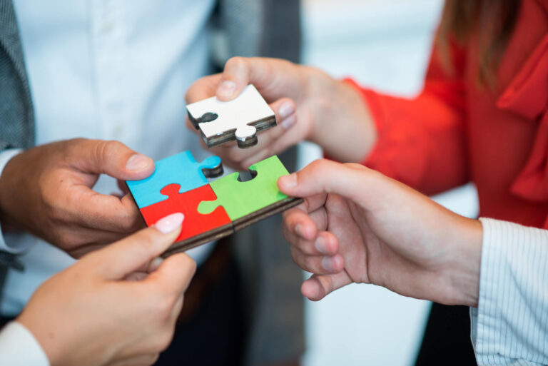 Entenda o que é economia colaborativa